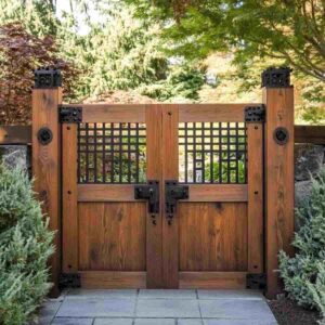 12 Charming Wooden Driveway Gate Ideas for a Welcoming Entrance