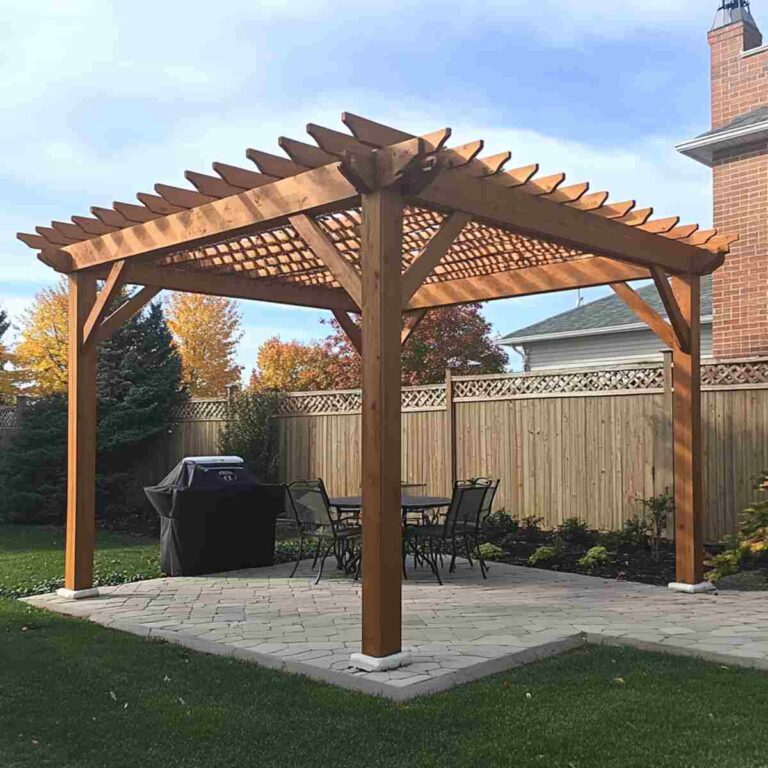 10 Beautiful DIY Wooden Lattice Ideas for Stylish Home and Garden